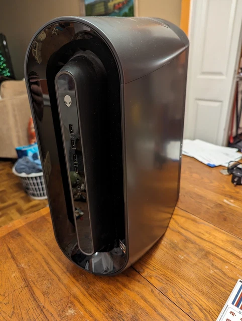 ALIENWARE AURORA R10 (256G, AMD Ryzen 9, 3.10GHz, 32GB) Liquid Cooled ...