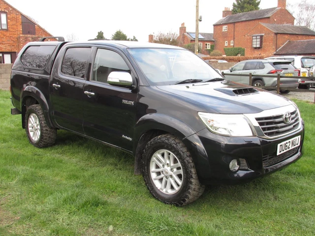 2012 TOYOTA HILUX Invincible D/Cab Pick Up 3.0 D-4D 4WD 171 Auto PICK ...