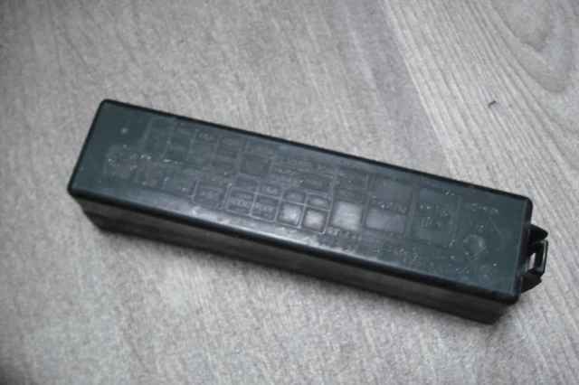 NISSAN 350Z ENGINE Bay Fuse Box Cover Lid £12.50 - PicClick UK