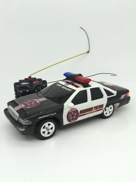 NEW BRIGHT RADIO Remote Control RC State Police Highway Patrol Car ...
