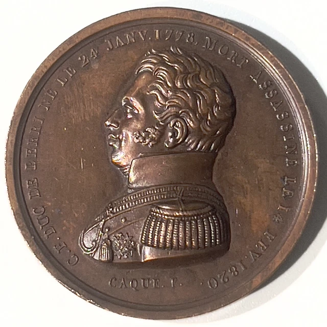 MÉDAILLE BRONZE 1820 Assassinat du Duc du Berry heritier Roi France ...