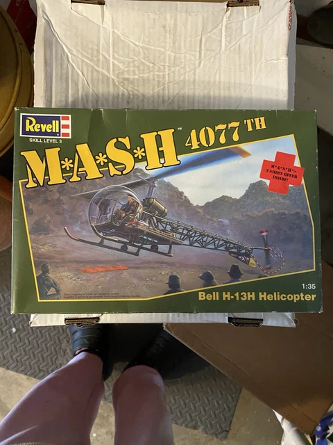 REVELL MASH 4077TH Bell H-13H Helicopter (SEALED/ BOX DMG) (NEW) $100. ...