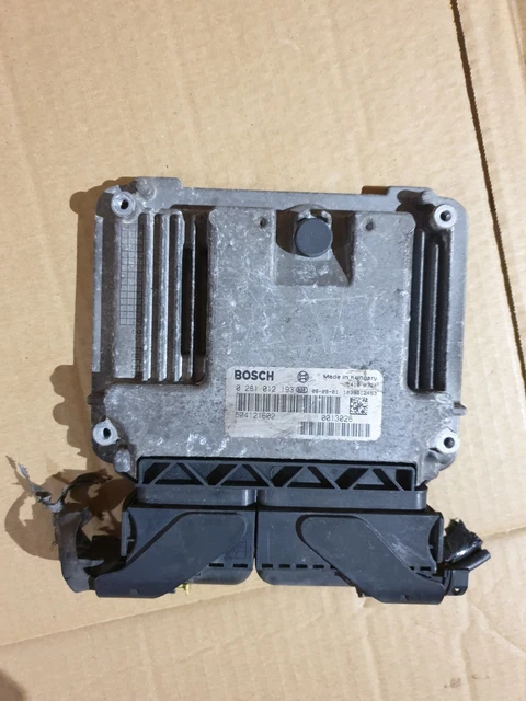 IVECO DAILY ECU Engine Control Unit 0281012193 504121602 £177.51 ...
