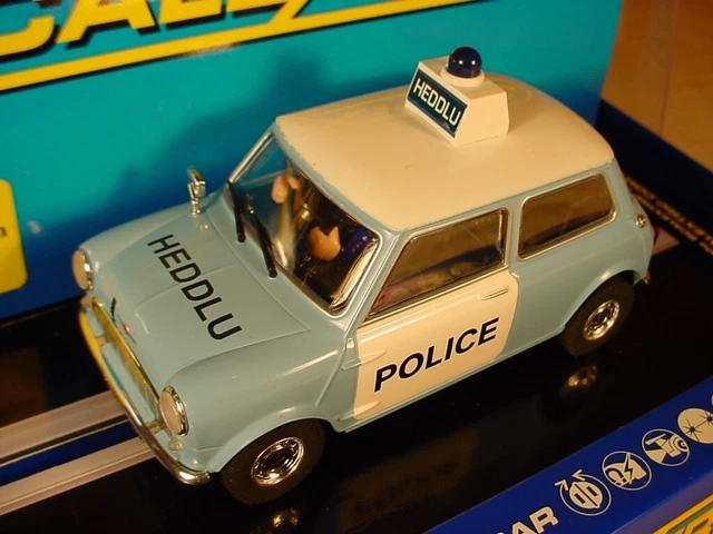 MM SCALEXTRIC MORRIS Mini HEDDLU Police Car WALES MM.C3213 #19 of 100 ...