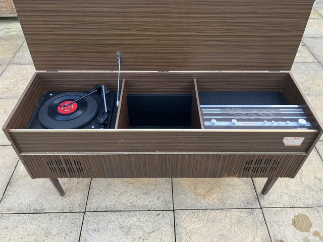 FERGUSON RECORD PLAYER / Radio Freestanding Stereogram Model 3362 £30. ...