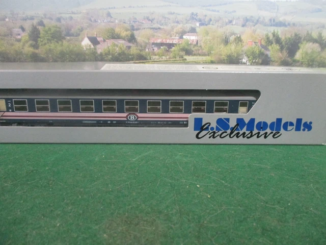LS MODELS 1:87 2Nd Class Coach Sncb Epoche V. Cat No.12120 £35.00 ...