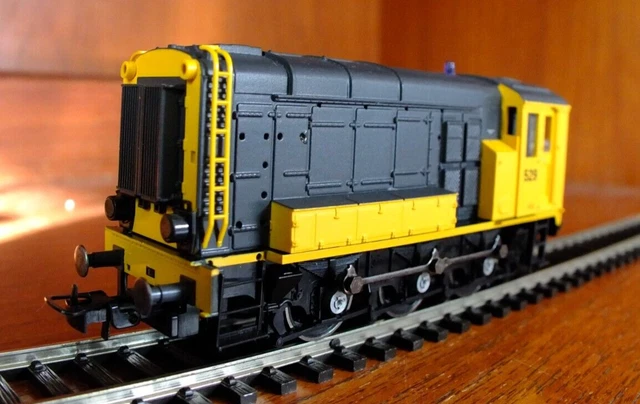 ROCO 72732 HO gauge Dutch NS Class 500 diesel locomotive in grey/yellow ...