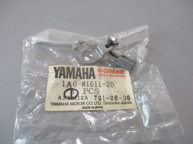 NOS YAMAHA OEM Plus Brush 1976-1979 RD400 1A0-81611-20 EUR 31,91 ...
