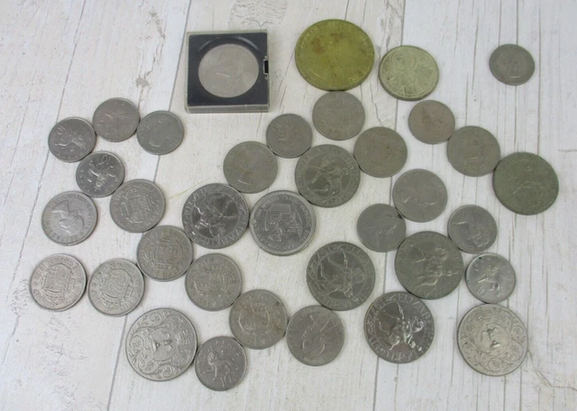 LARGE COLLECTION OF Queen Elizabeth II Coins Various Years Jubilee ...