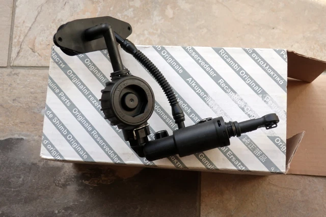 ALFA ROMEO 159 / Brera / Spider Clutch Master Cylinder (RHD) 55200754 £ ...