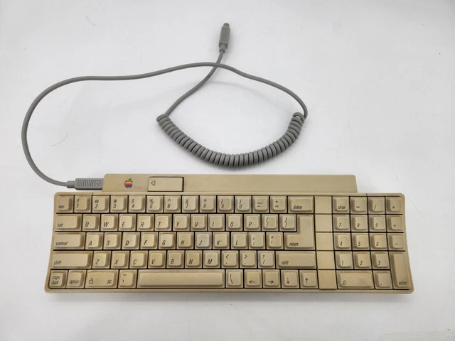 VINTAGE APPLE DESKTOP Bus Keyboard - Apple IIgs A9M0330 With cord. $74. ...