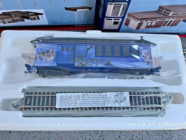 BACHMANN HAWTHORNE VILLAGE MOONLIGHT EXPRESS carriage and straight ...
