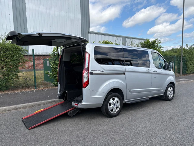2018 FORD TOURNEO Transit Custom Titanium WAV RAMP 5 SEATS - NEW WET ...