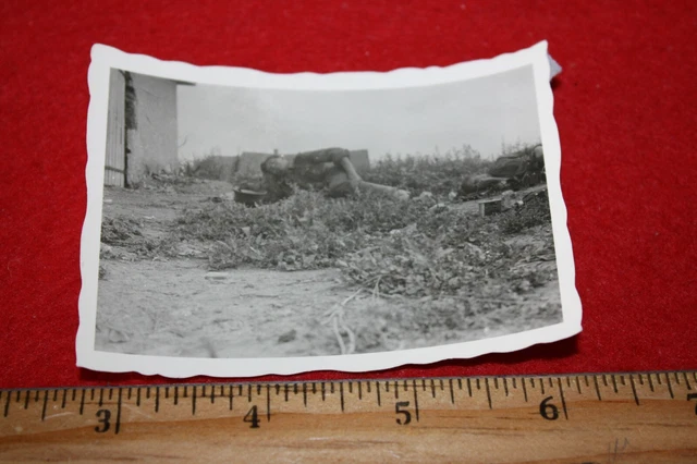 WORLD WAR 2 WW2 Original photo German Wehrmacht dozing soldiers #516 £2 ...