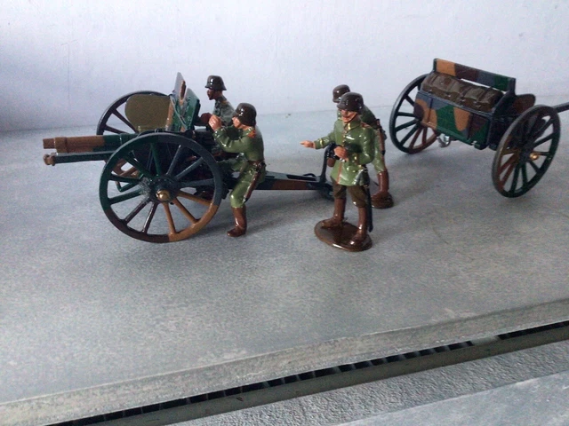 BRITAINS WORLD WAR I Premier Series German 7.7mm Gun Limber 41024 Model ...