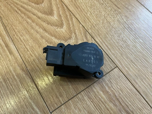 MERCEDES-BENZ W211 W203 Heater Flap Actuator Motor A2038201642 #1199 £ ...