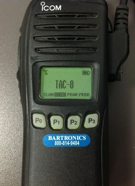 ICOM IC-F3161S, 5W VHF, antena, batería usada, micrófono, programación ...