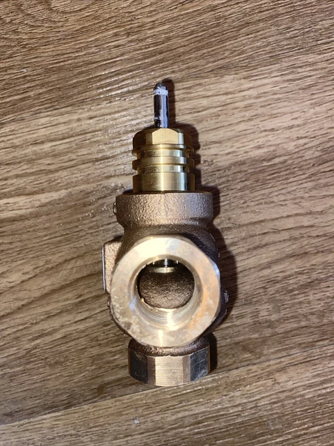 DANFOSS VRB3 3 Way Valve DN15 Internal Thread 065Z0214 (D89) BNIB FREEPOST £75.00 - PicClick UK