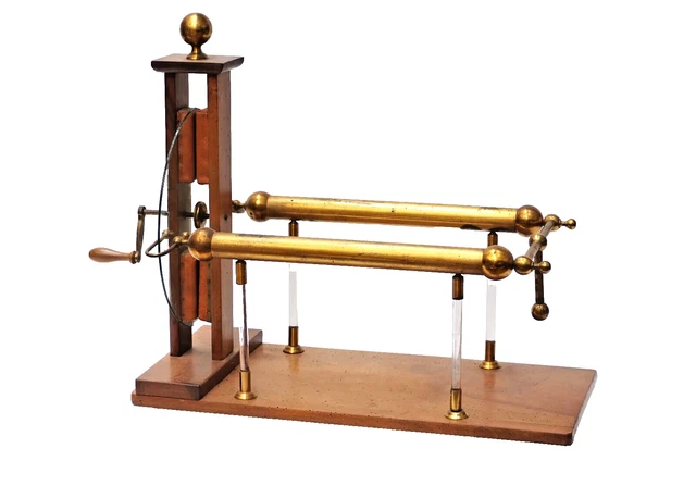 INSTRUMENT SCIENTIFIQUE- MACHINE de Ramsden double - Début XIX ième EUR ...