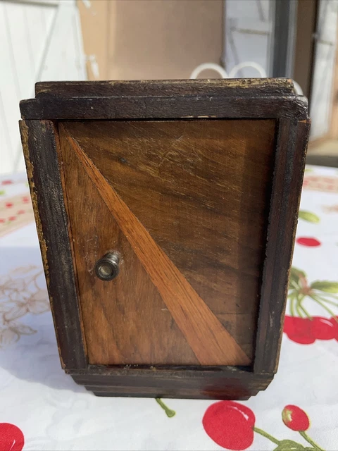 MEUBLE DE POUPÉE en Bois des Années 50 EUR 5,00 - PicClick FR