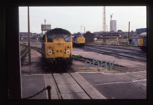 ORIGINAL 35MM SLIDE - Class 31 - 31418 at Stratford shed 8.9.90 £3.59 ...