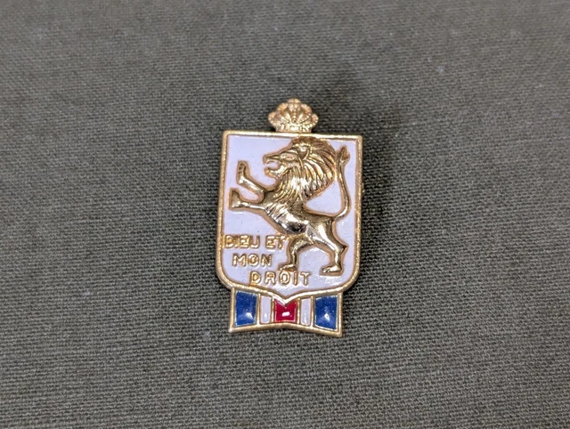 WWII BRITISH WAR Relief Society Pin "Dieu et mon Droit" Bundles for ...