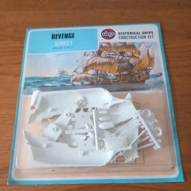RARE VINTAGE AIRFIX Historical Ships Series 1 Revenge 1973 Small Scale ...
