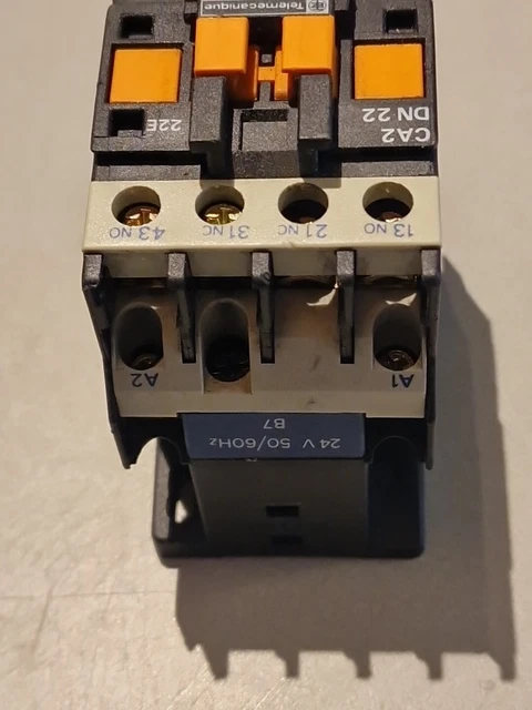 TELEMECANIQUE - CA2DN22 - Power contactor 220-230V 50Hz - used#2 £27.24 ...