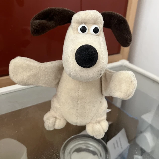 1989 WALLACE AND Gromit GROMIT finger puppet 5.5" soft toy, Born To ...