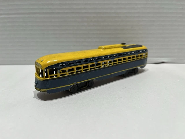 HO SCALE DIECAST Bowser PCC Trolley Missing Pole DNR Read! $50.01 ...