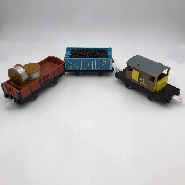 THOMAS TRACKMASTER SODOR Power Plant Trucks Set Broke Brake Van Flip ...