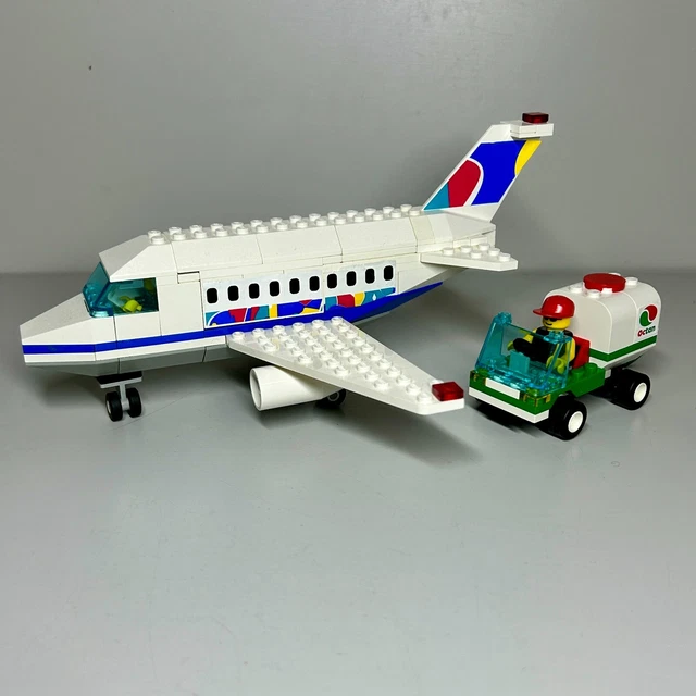 VINTAGE LEGO SET 2718 Aircraft and Ground Crew COMPLETE *NO BOX or ...