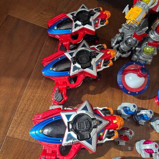 POWER RANGERS UCHU Sentai Kyuranger Megazord Morpher 9p Kyutama 18p set ...