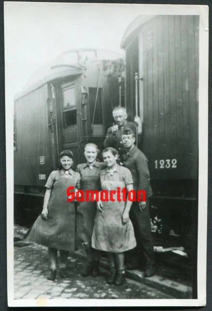 G1/2 WW2 ORIGINAL Photo Of German Wehrmacht Rad Female Workers EUR 5,62 ...