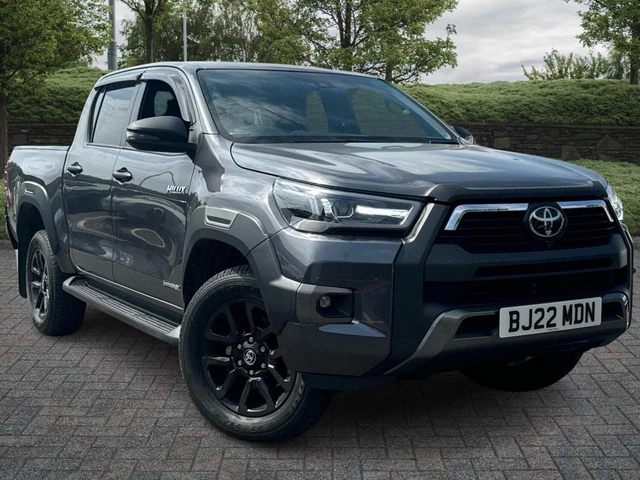 2022 TOYOTA HILUX Invincible X D/Cab Pick Up 2.8 D-4D Auto Double Cab ...