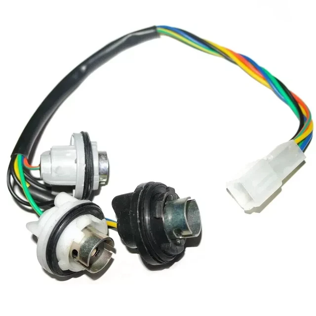 NEW REAR BRAKE Tail Light Socket Bulb Holder Kit For Suzuki Carry Van ...