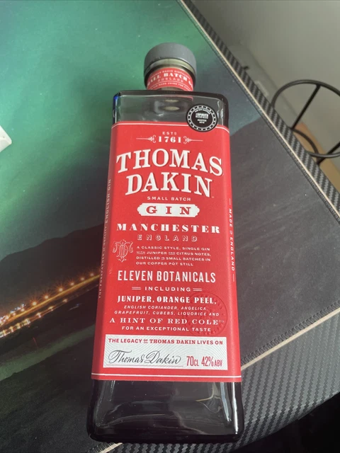 THOMAS DARK IN gin bottle £5.00 - PicClick UK