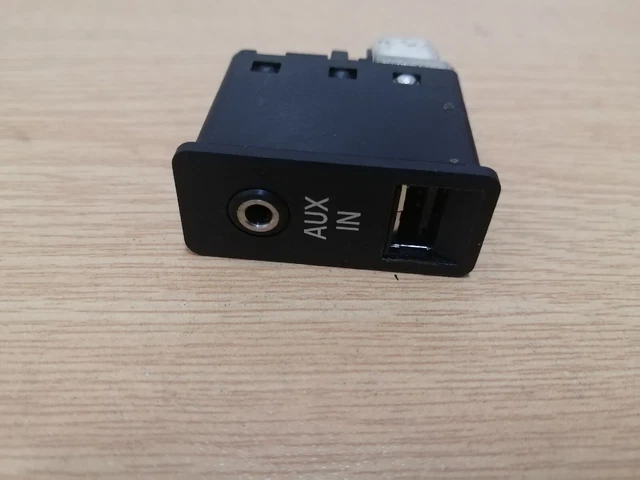 BMW MINI COOPER One S R55 R56 R57 Aux In Audio Usb Jack Socket Port ...