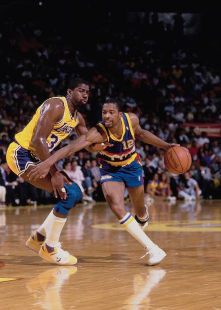 FAT LEVER POINT Guard and Shooting Guard Denver Nuggets dribbles t- Old ...
