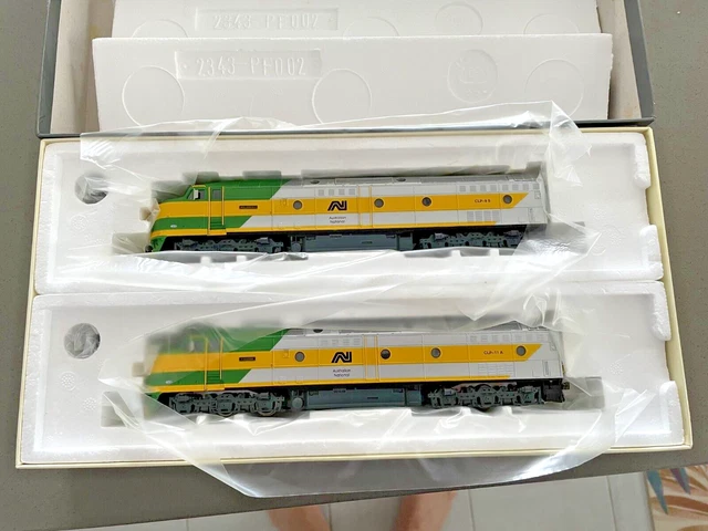 HO SCALE AUSTRAINS Anr Australian National Rail Gree Clp Class Loco Set ...