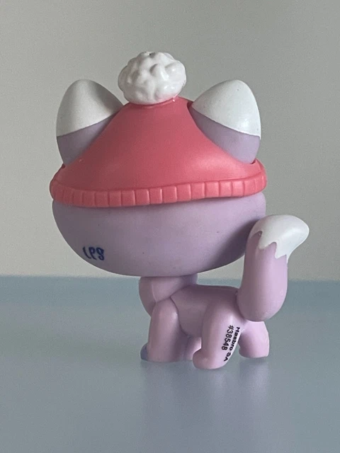 LITTLEST PET SHOP Purple Fox with Red Hat Beanie 2400 Authentic Hasbro ...