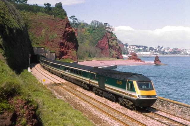 UK RAILWAY PHOTOGRAPH Of Class 43 Hst 43002. Rm43H-1084 £1.70 - PicClick UK