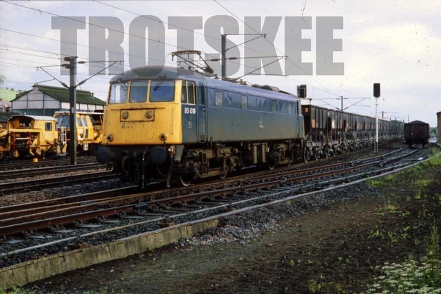 35MM SLIDE BR British Rail Electric Loco Class 85 85019 Lockerbie 1980 ...