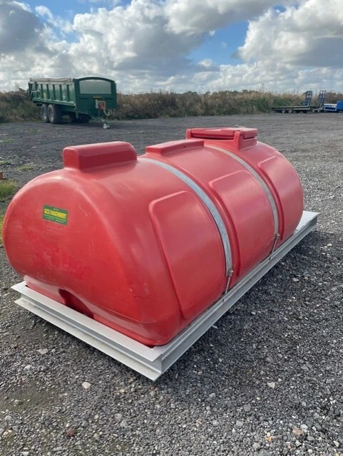 2000LITRE PLASTIC FUEL WATER TANK BOWSER SITE FARM TRACTOR CHEMICAL ...