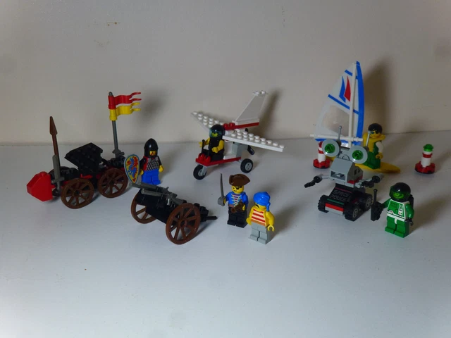 LEGO VINTAGE CLASSIC Castle 1967 Set Bonus Pack Sistema 1958 1959 1969 ...