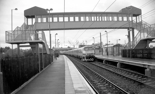 ORIGINAL RAILWAY NEGATIVE. Adwick station InterCity 225 in 1993 £3.99 ...