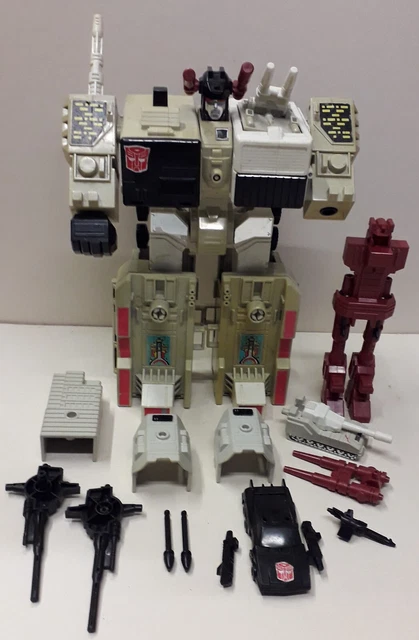 TRANSFORMERS G1 METROPLEX - Hasbro 1985 Takara Co Ltd Macau 1985 EUR 95 ...