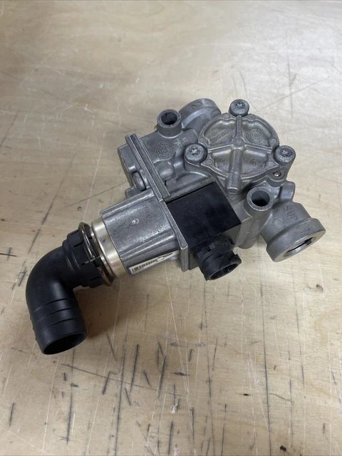 BENDIX OEM BRAKE Valve Modulator 6325468, 5016013, M-32 $98.48 ...