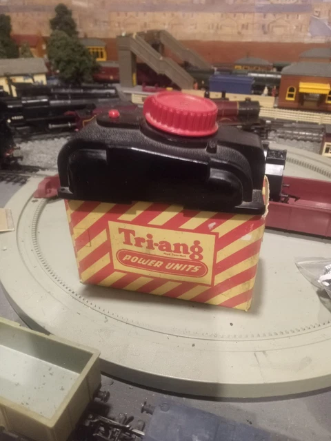 TRI-ANG POWER UNIT P42 CIRCUIT CONTROL UNIT BOXED TESTED Works Fine £2. ...