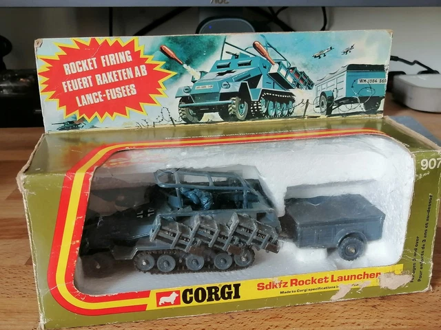 VINTAGE DIECAST CORGI 907 Semi-Track Hanomag Sdkjz 251/1 Rocket ...